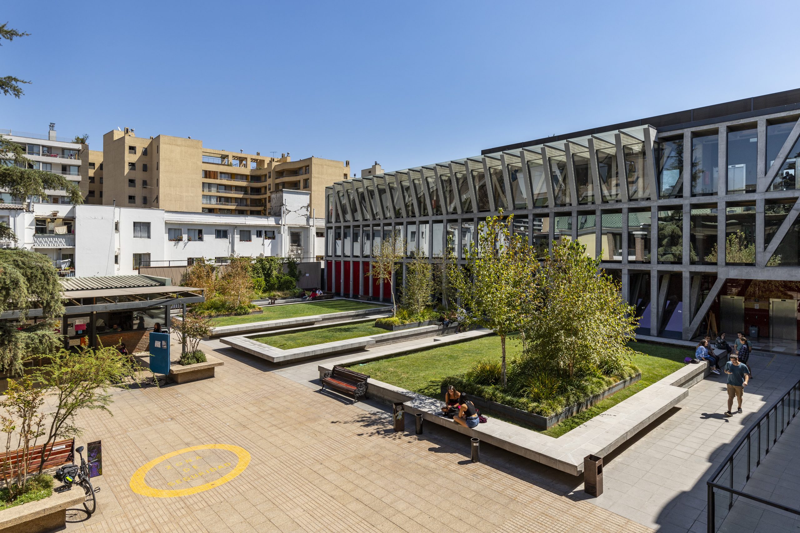 Álvaro Jimenez y Javiera Duarte se integran a la Facultad de Psicología ...