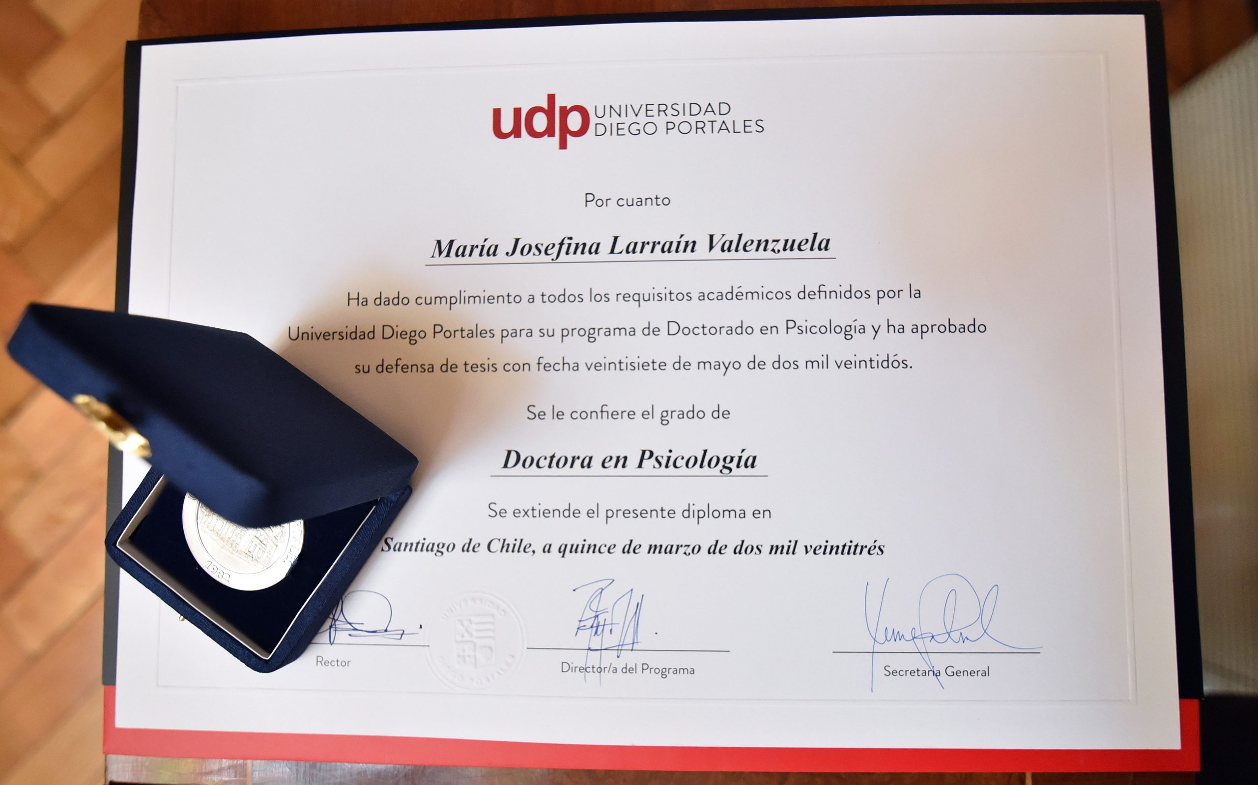 Cuatro nuevas doctoras y doctores se gradúan del Doctorado en ...